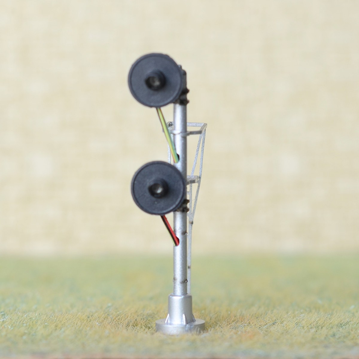 1 x HO scale model railroad LED searchlight signal 3-colors 2 heads ...