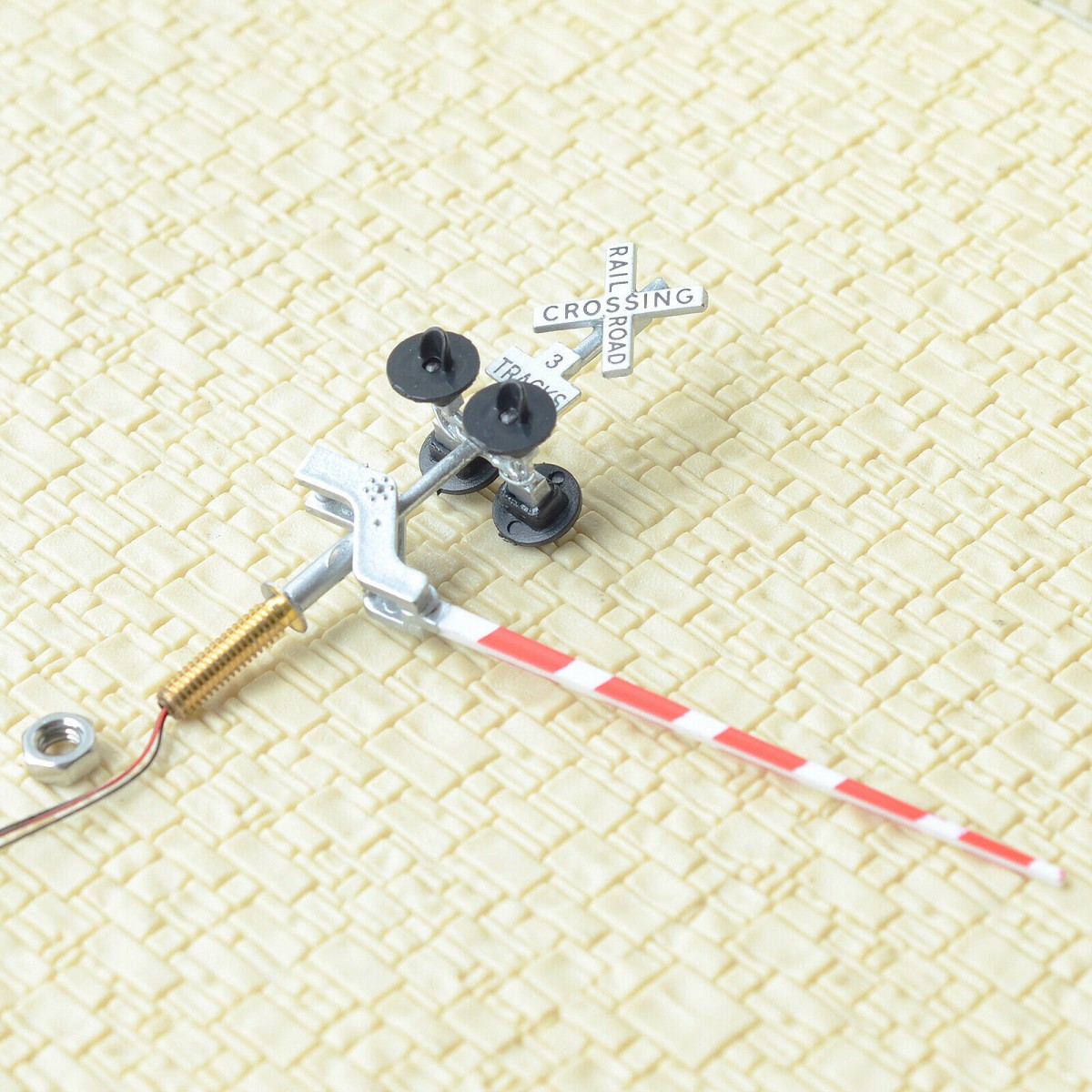 2 x HO scale railroad grade crossing signal arm gate stop lever 3 ...