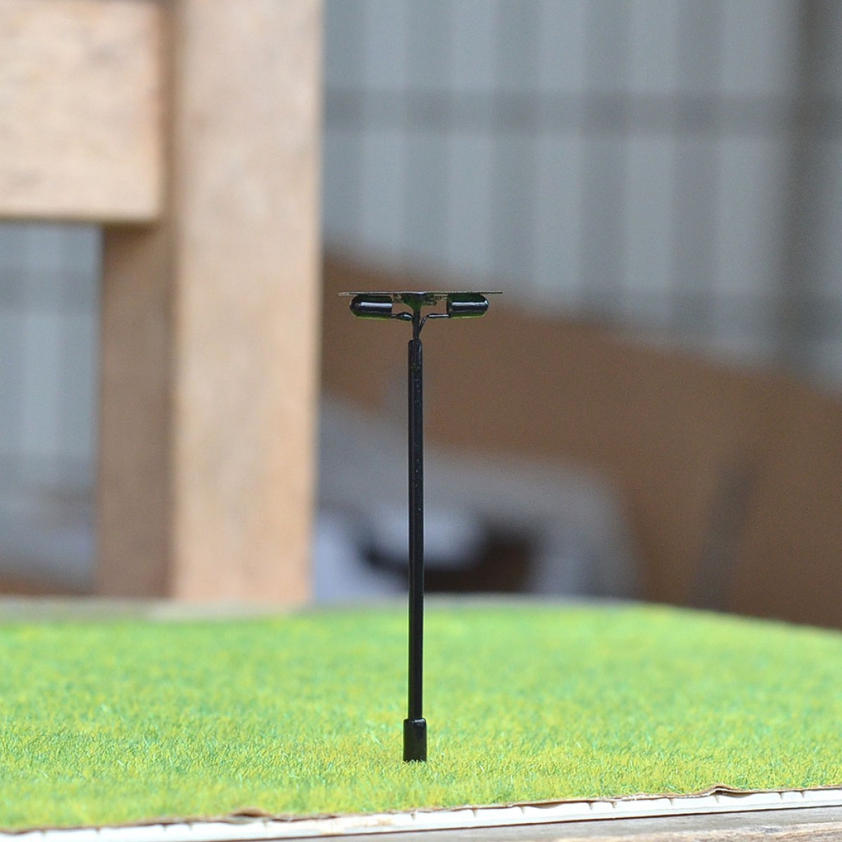 3 x HO / OO Model Lampposts LED made Lamps long life street lights NO ...