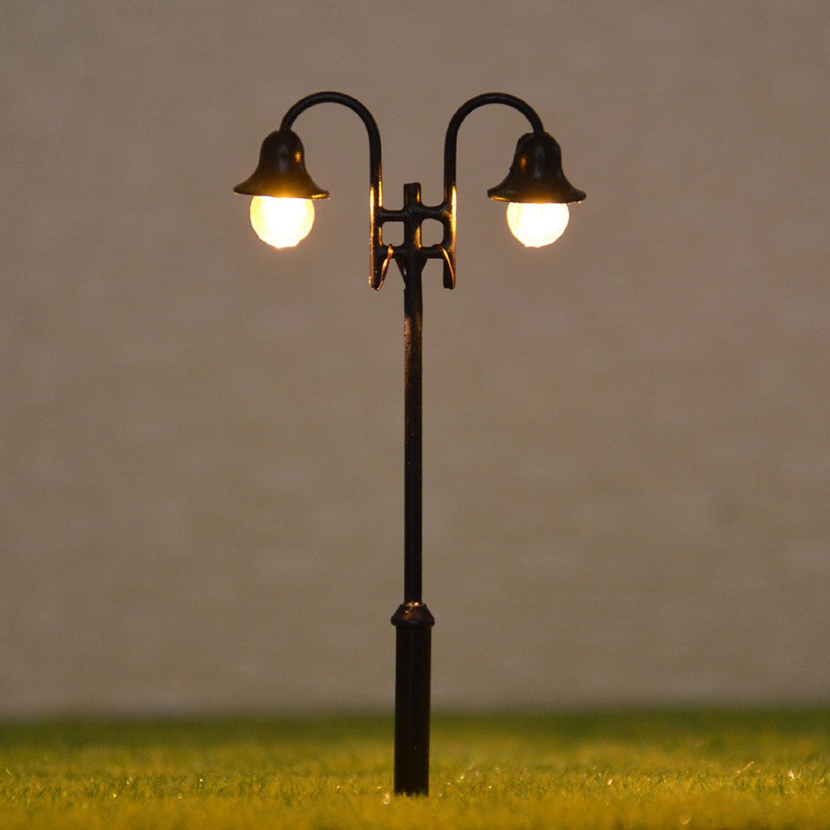 2 x OO HO gauge Lamp LEDs made Model Lamppost long life Lights No Melt ...