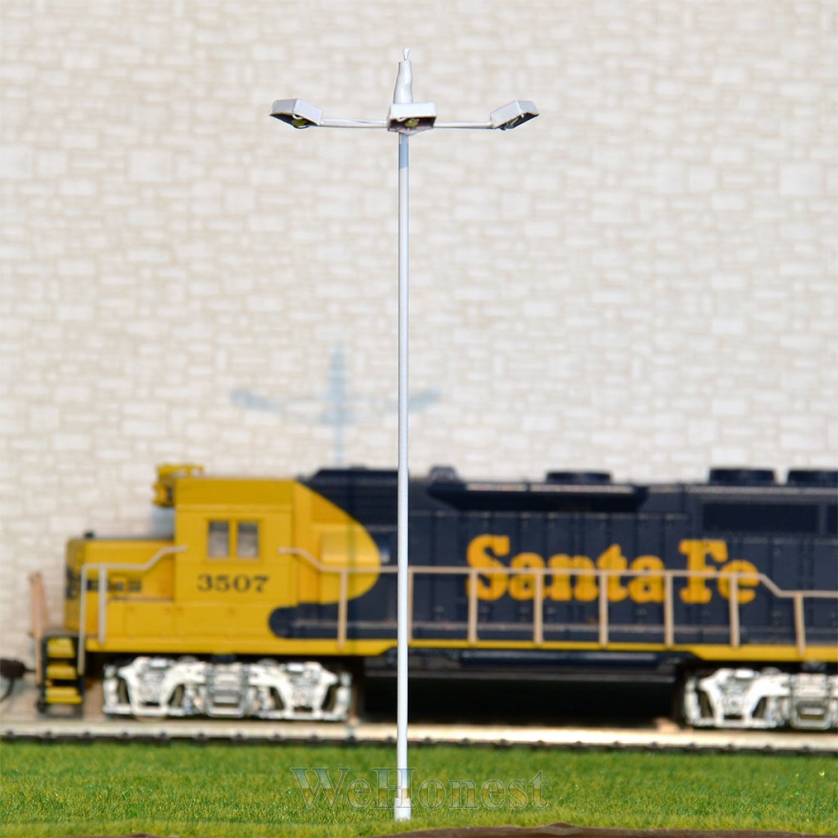 1 x HO scale Model Floodlight Cold SMD LED made Plaza Lamppost longlife ...