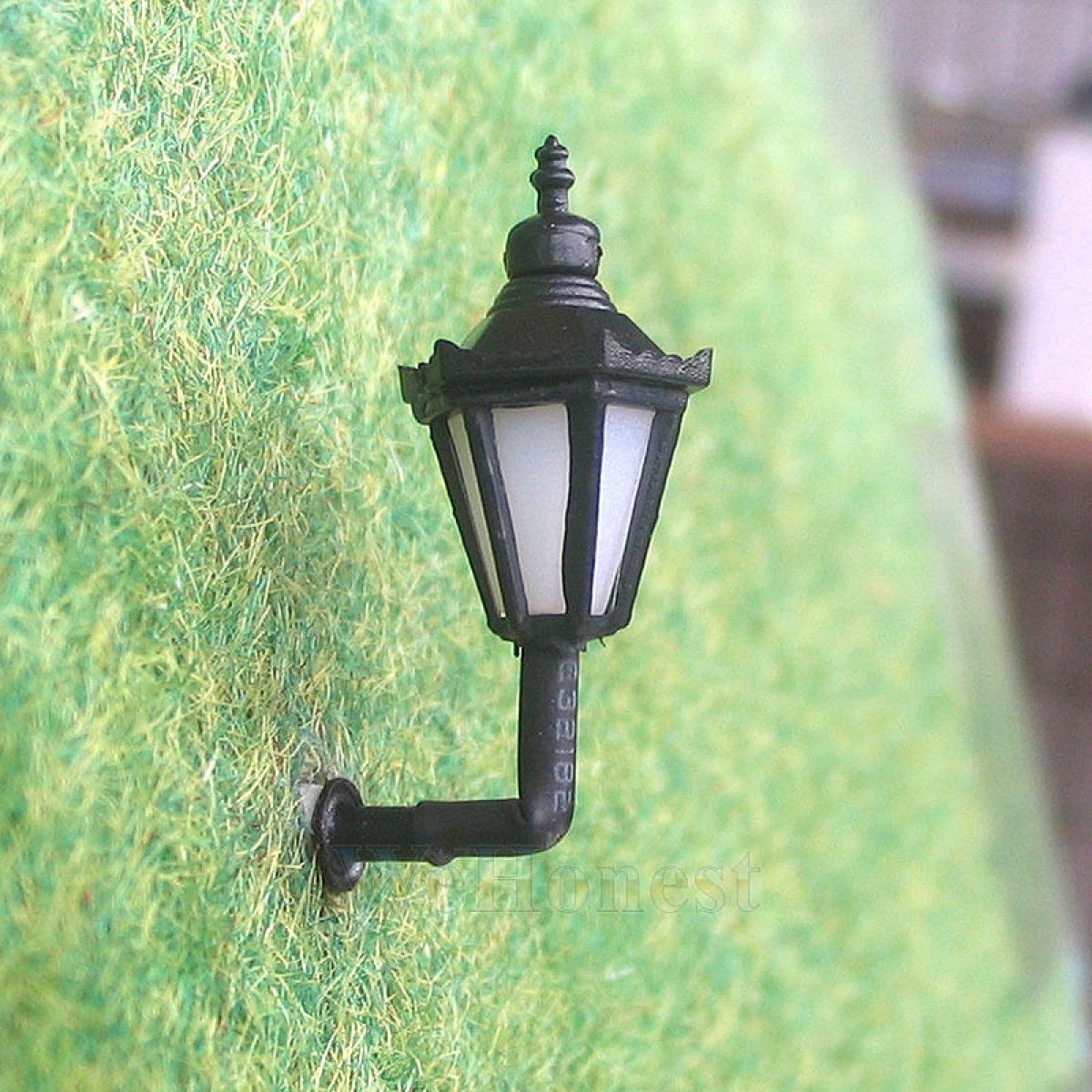 1 x HO Scale Long Life Wall Lampposts LEDs Made #BD4