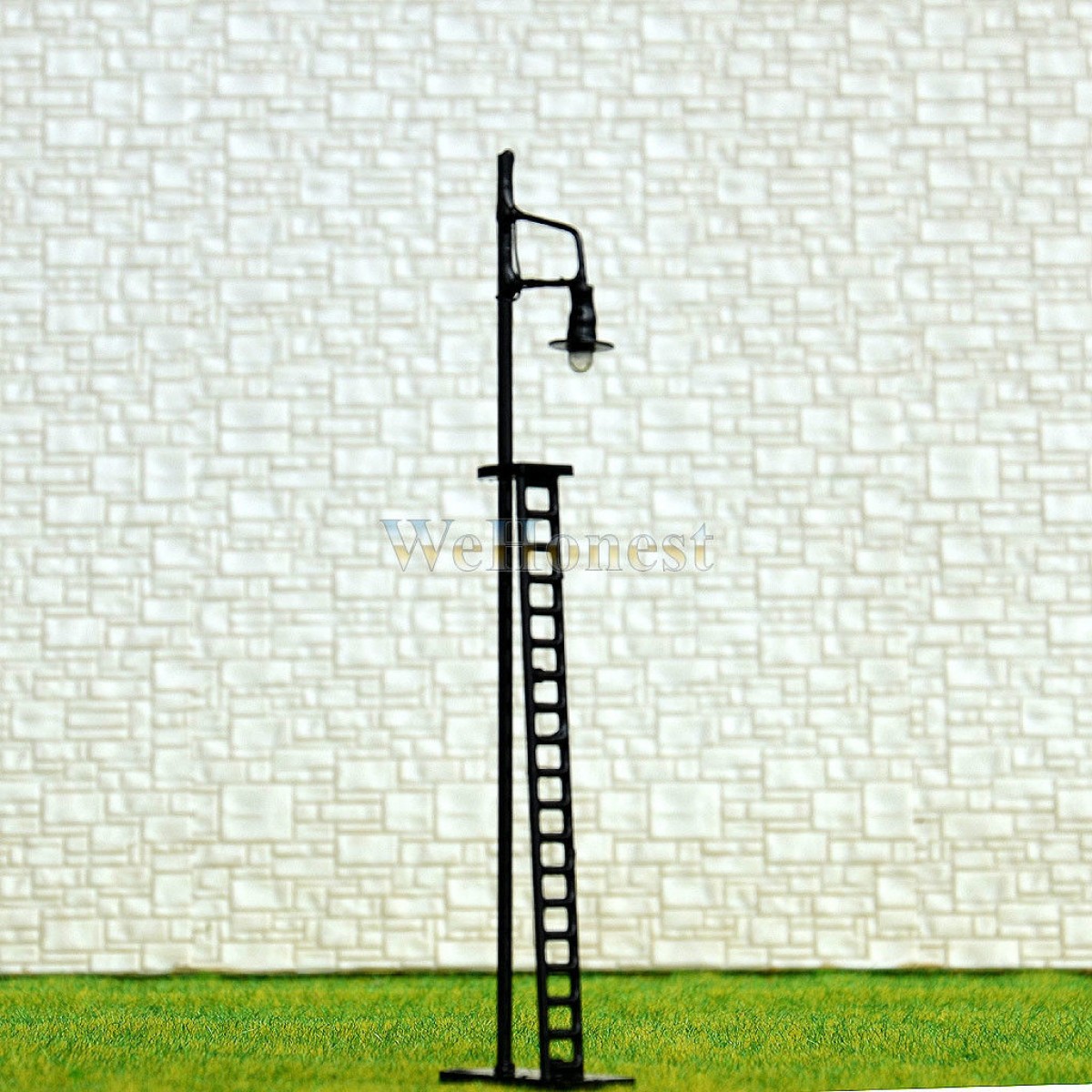 1 x HO or OO scale Yard Light Model Lamppost street Light layout Lamp # ...