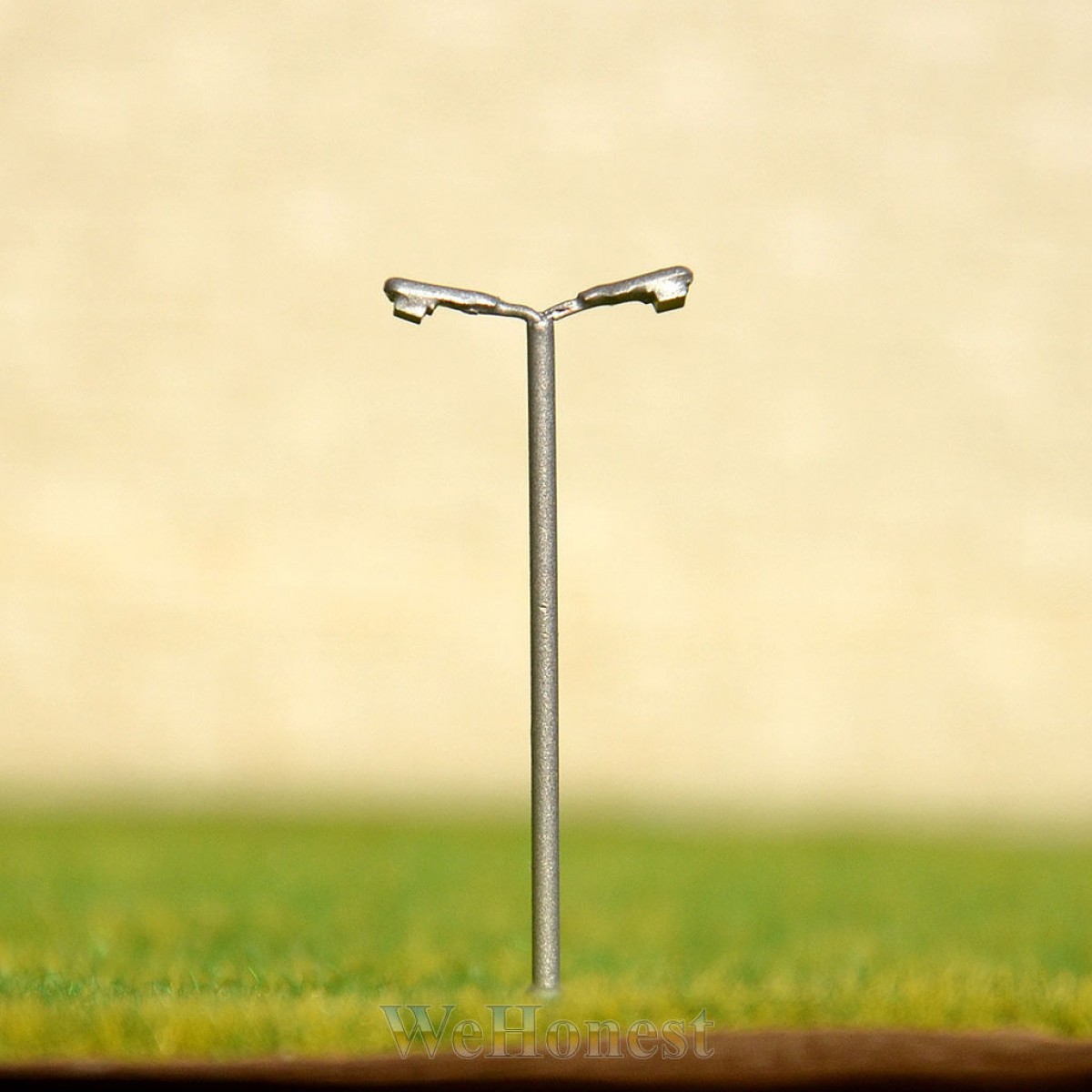 5 x N scale Lampposts white SMD LEDs made Cold Light NO melt Long life ...