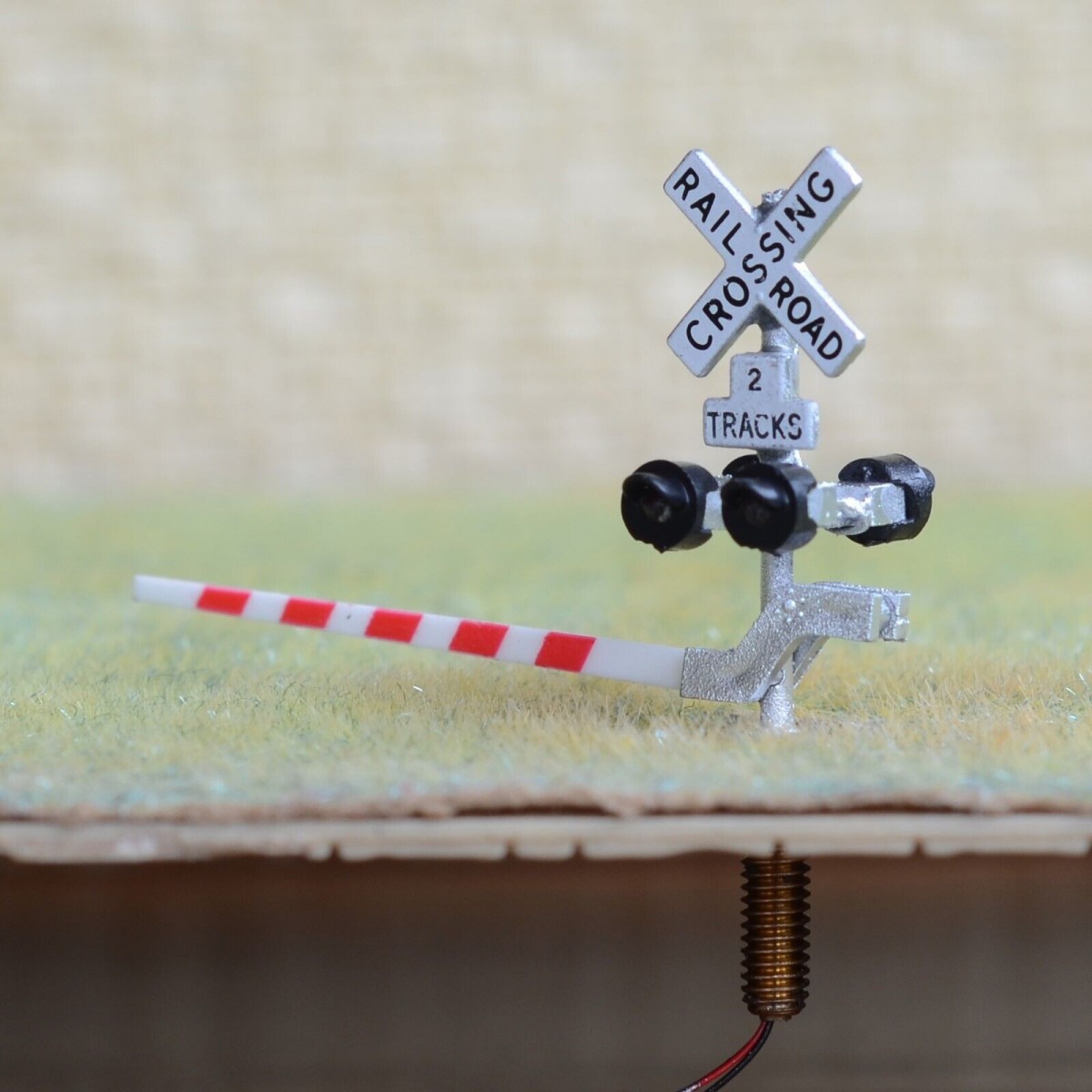 2 x N scale model grade crossing signal gate stop lever 2 track ...