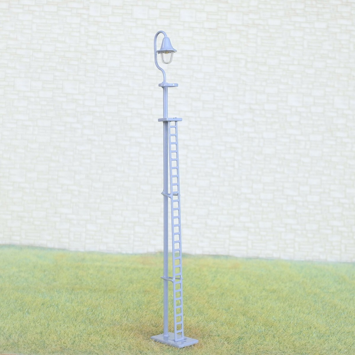 2 x HO scale LED yard light model train railroad street station lamp ...