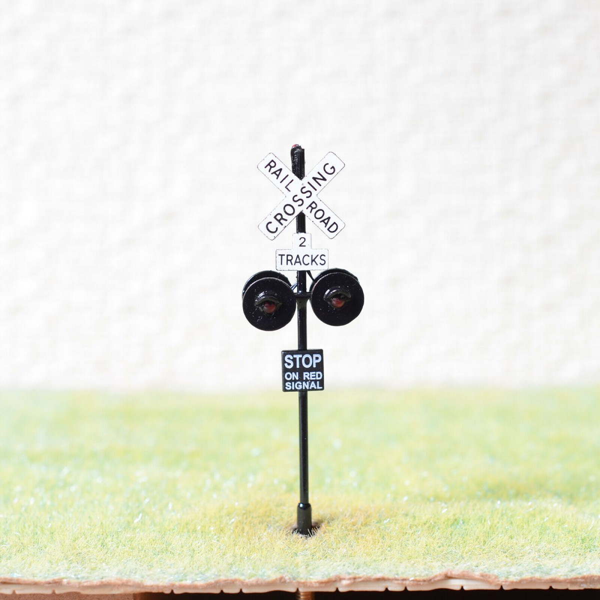 1 x OO / HO scale railroad crossing signals LED made 4 target faces ...