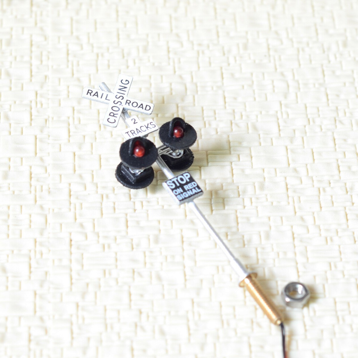 1 x OO / HO scale railroad crossing signal 4 LEDs + circuit board ...
