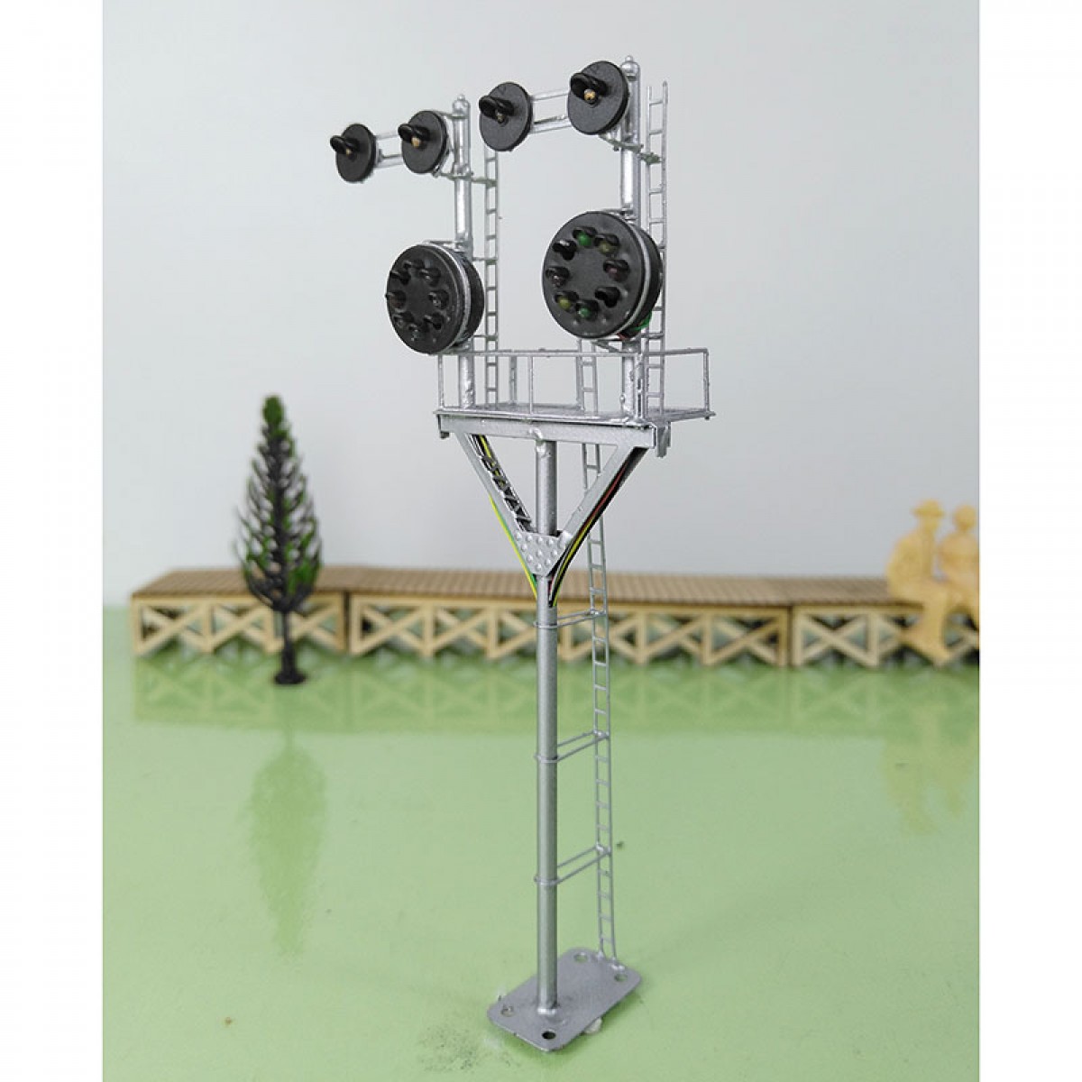 Märklin HO Scale Model Railroad Signals 1 X HO Scale Model Railroad CPL ...