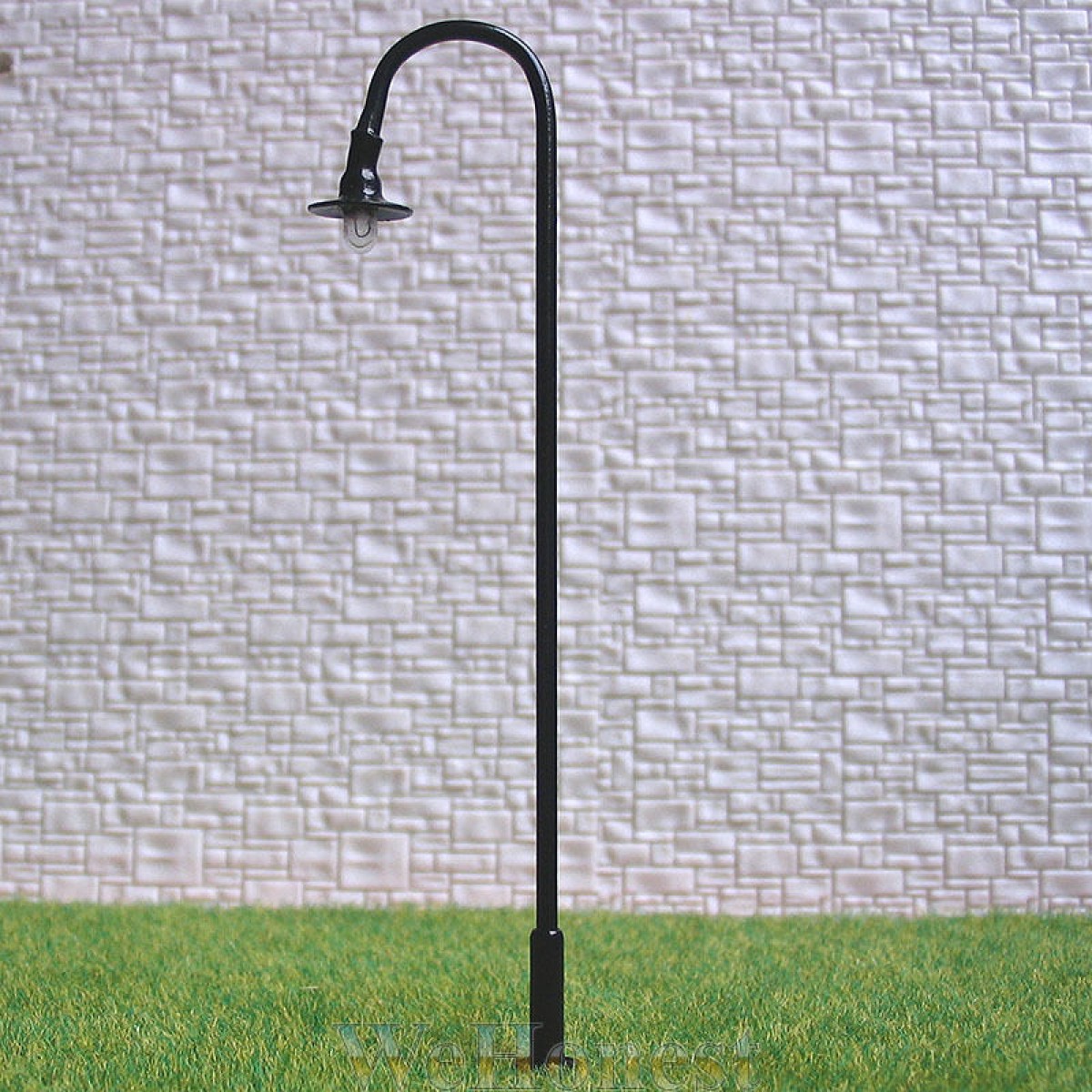 2 x O gauge Model Lampposts 12V Metal Street lights #R33-O