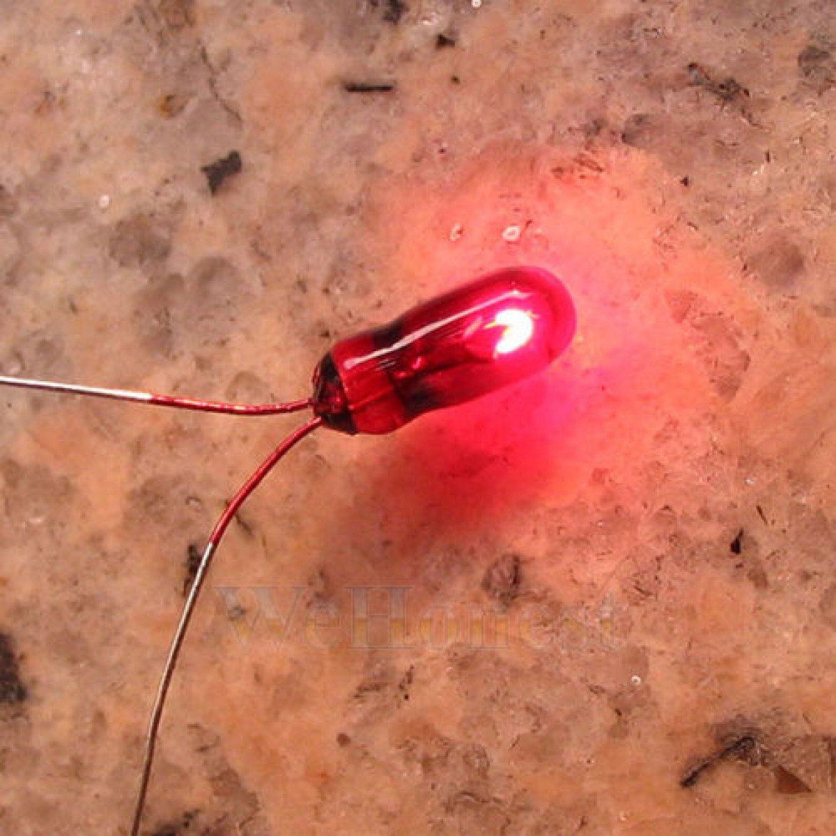 100 x Red 6V Grain of Wheat Bulbs 3mm Miniature Bulbs